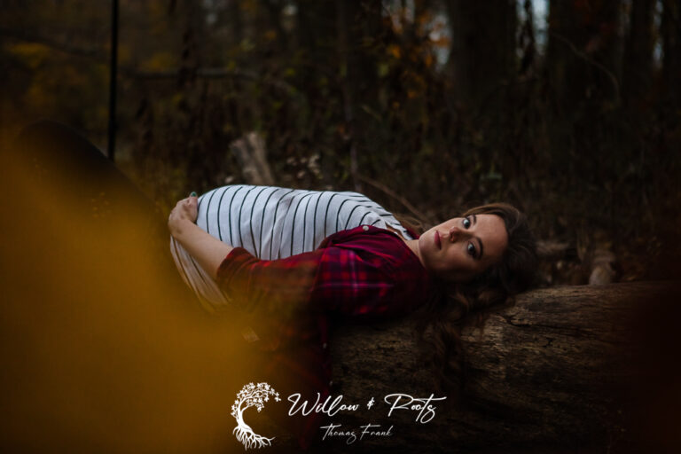 Portrait Photographers In Erie - Willow & Roots Studios